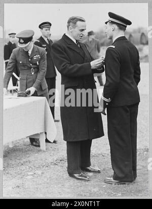 SIR ARCHIBALD SINCLAIR PRESENTS DECORATIONS TO FAMOUSFRENCH SQUADRON ...