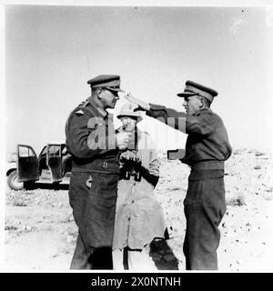 SOUTH AFRICAN GENERAL WITH HIS FRONT LINE TROOPS - Major General Brink ...