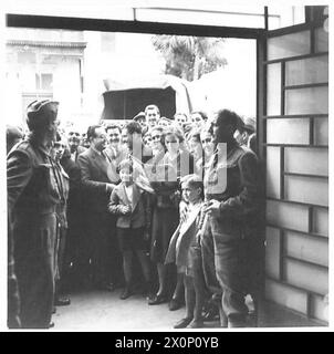 Greek civilians in Egypt register for service in the Greek military ...