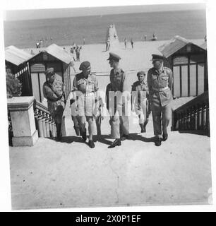 Field Marshal Alexander and Lieut. General Scobie observe the Guard ...