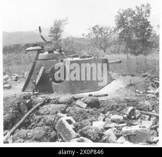 EIGHTH ARMY : STRONGPOINTS AND DEFENCES ON THE HITLER LINE - This tank ...