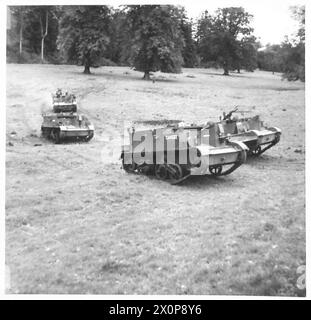 A RECCE BATTALION IN NORTHERN IRELAND - Reconnaissance cars going into ...