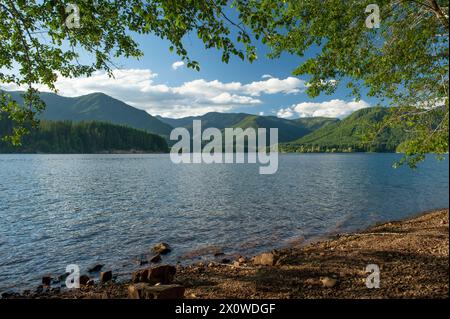 Oregon's Detroit Reservoir as it appeared before the devastating 2020 ...