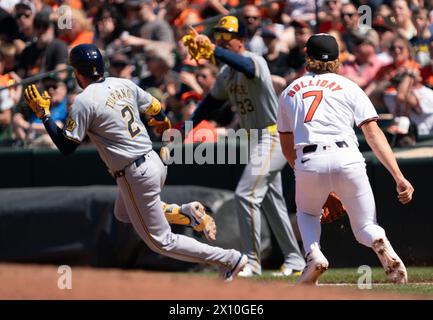 Milwaukee Brewers' Brice Turang (2) and Jackson Chourio (11) celebrate ...
