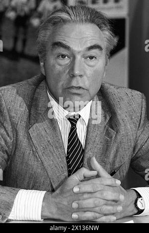 Press conference of Austria's Federation of Trade Unions (OEGB) in ...