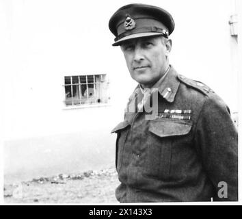 VISIT OF LIEUT. GENERAL ANDERSON TO THE EL AROUSSA FRONT - Lt. Gen. K.A ...