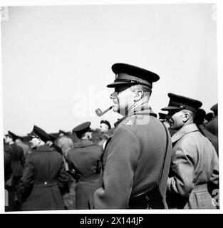 ARMY SEES NEW PLANES - FOR LIBRARY USE : Major General W.M. Ozanne, CBE ...