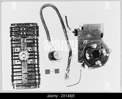 GERMAN RADIO EQUIPMENT - FIGURE XX (a) - Peilgeraet 6 D.F. Loop Aerial ...