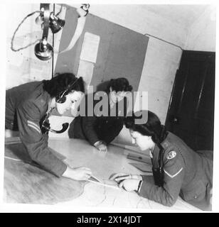 ATS PLOTTER GIRLS - ATS at work in plotting room , British Army Stock ...