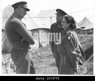 EIGHTH ARMY : GENERAL LEESE TOURS EIGHTH ARMYAT A BASE SUPPLY DEPOT ...