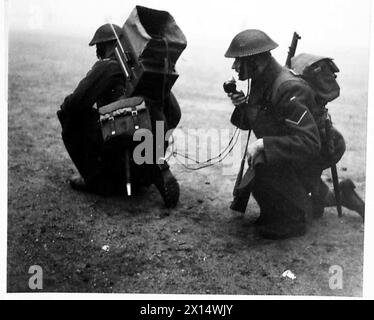 SIGNALMEN PHOTOGRAPHED FOR ARMY BOOKLET - Signalmen photographed going ...