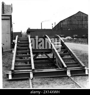 RAMP AND LADDER WAGON - A 50 ton ramp ladder , British Army Stock Photo ...