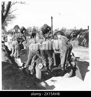 A RECCE TRAINING CENTRE - Instruction on 15 mm and 7.9 mm Besa Machine ...
