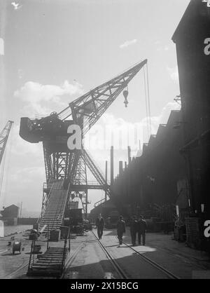 TYPES OF CRANES USED IN BRITISH DOCKYARDS. 12 JULY 1943, MESSRS CAMMEL ...