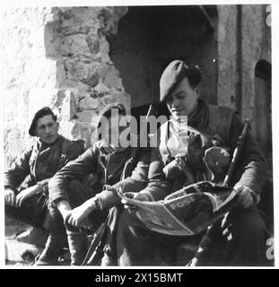 ITALY : FIFTH ARMYBELGIUM COMMANDOS - Belgian Commandos on parade after ...