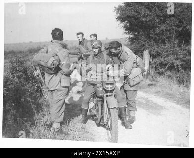 PARATROOPS DROP BEHIND ENEMY LINES - Paratroops capture D.R. and tak ...
