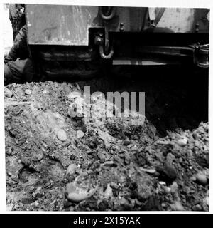 EXPERIMENTS IN TANK RECOVERY - Rear view showing shingle piled up ...