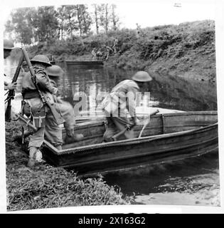 Fifth Army Crossing The Volturno - British Infantry crosses a Pontoon ...