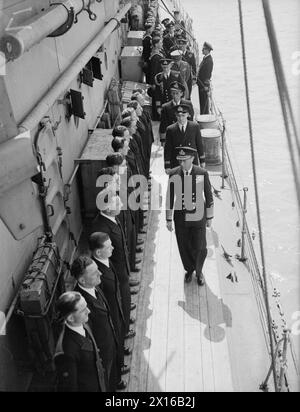 THE KING WITH THE INVASION FLEET. 24 MAY 1944, HMS VECTIS, COWES, ISLE ...