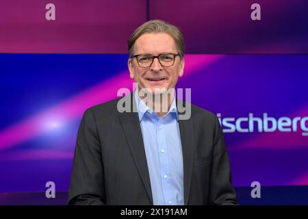Claus Strunz - deutscher Boulevard-Journalist, Fernsehmoderator, zu ...