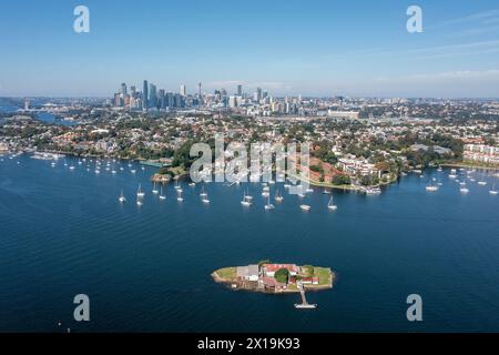 Sydney harbour islands, Snapper island nature reserve is the smallest ...