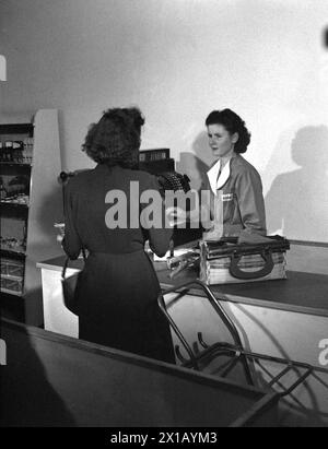 Supermarket, First Austrian groceteria of the consumption in the COOP ...