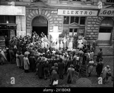 Uncovering of a memorial plaque for Sigmund Freud., uncovering of a ...