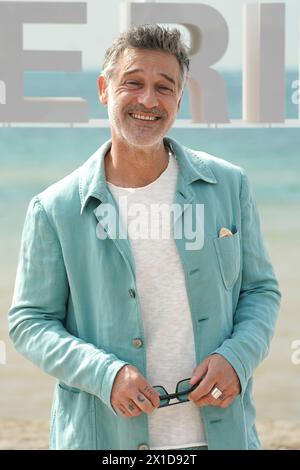 Stéphane Blancafort attends the "Ici tout commence" Photocall during ...