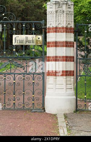 Friar Park, Henley on Thames, home of Beatle George Harrison Stock ...