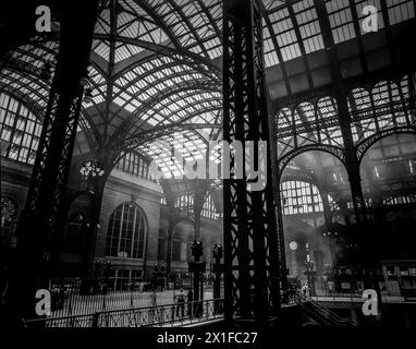 Old scenes of New York city from the early days of its growth into one ...