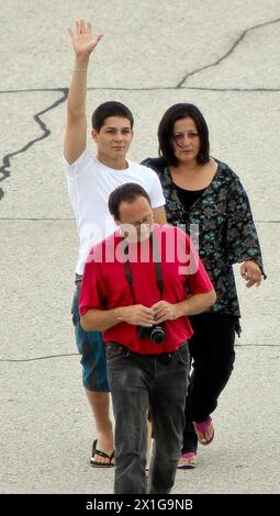 Austria - Arigona Zogaj and her family leaving Austria for Pristina ...