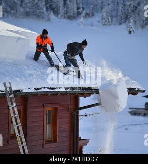 Salzburg, Austria: Heavy snow on the historic city of Salzburg with ...