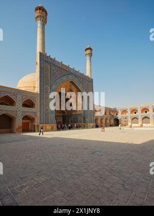 Courtyard view of the Jameh Mosque of Isfahan (first built in 8th c ...