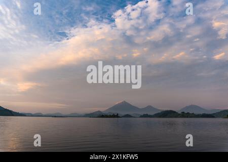 Lake Mutanda during sunrise, Uganda Stock Photo - Alamy