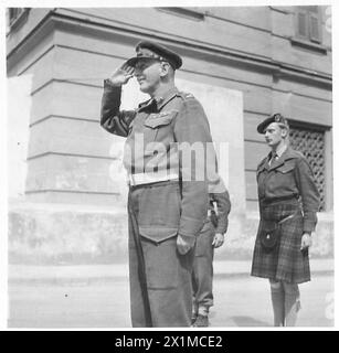 NAPLES DISTRICT - GEORGE MEDAL PRESENTATION IN NAPLES - Major General ...