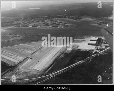 FLYING THE NORTH ATLANTIC - Picture (issued 1944) shows - Flight review ...