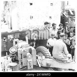 EIGHTH ARMY - A 17-pounder Anti-Tank gun of 