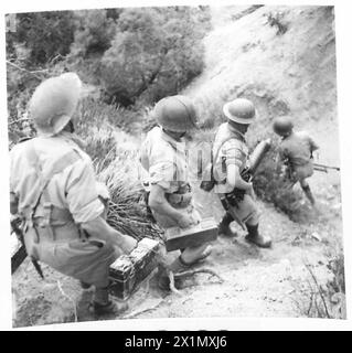 MOTORISED INFANTRY EXERCISE NORTH OF BOU ARADA - Vickers machine gun in ...