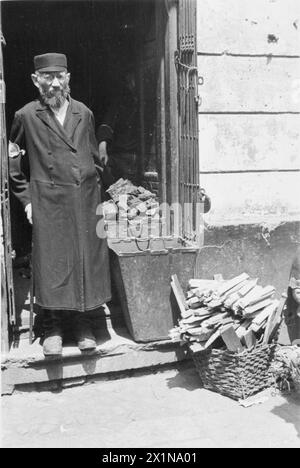 THE WARSAW GHETTO, OCTOBER 1940-MAY 1943 - Women selling their scarce ...