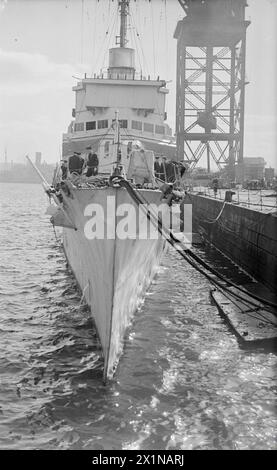 HMS Leeds, a British Town-class destroyer, was at Rosyth on 25 March ...