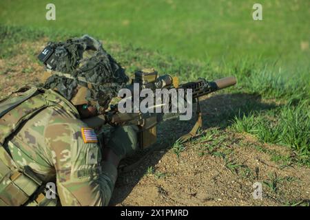 As part of a demonstration for the Next Generation Squad Weapons (NGSW ...