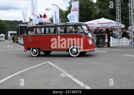 VW Samba Bus, built in 1953, A classic Volkswagen bus at a classic car ...