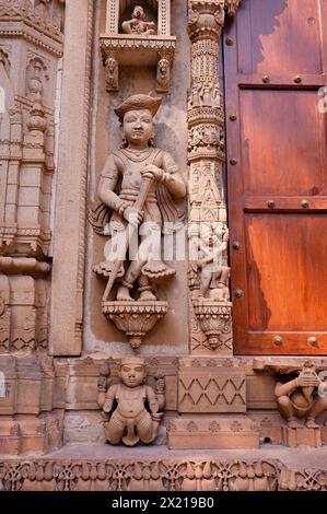 Carvings on the outer wall of Chhatri of Shrimant Jankoji Scindia ...