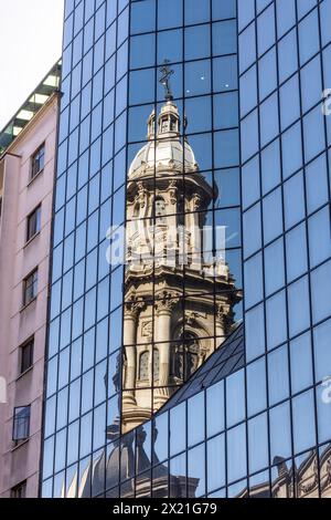 Beautiful landscape reflection scenario Stock Photo - Alamy