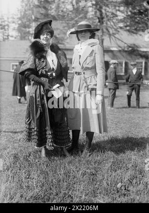 Mrs. Joe Widener & Fifi, Photograph shows Eleanor 'Ella' Pancoast ...