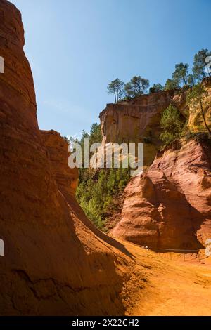 Rock face, ochre nature trail, Le Sentier des Ocres, former ochre ...