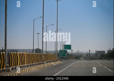 Flyover on the road connecting Jaisalmer and Jodhpur, Rajasthan, India ...