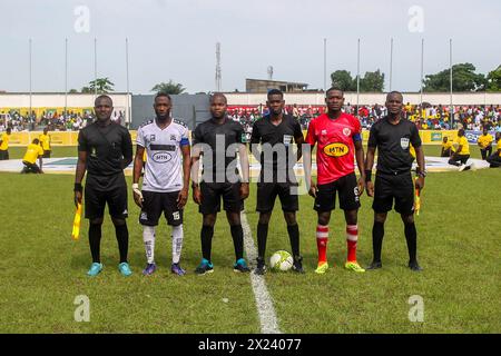 DOUALA, CAMEROON - APRIL 18: Victoria United Fc won the Elite one ...