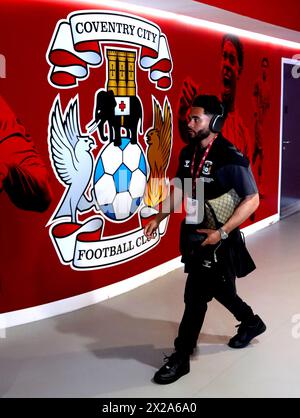 Coventry City's Jay Dasilva ahead of the Sky Bet Championship match at ...