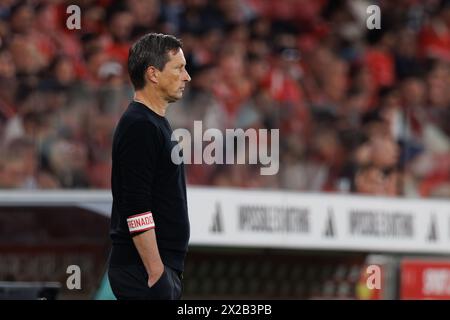 Roger Schmidt during Liga Portugal game between SC Farense and SL ...